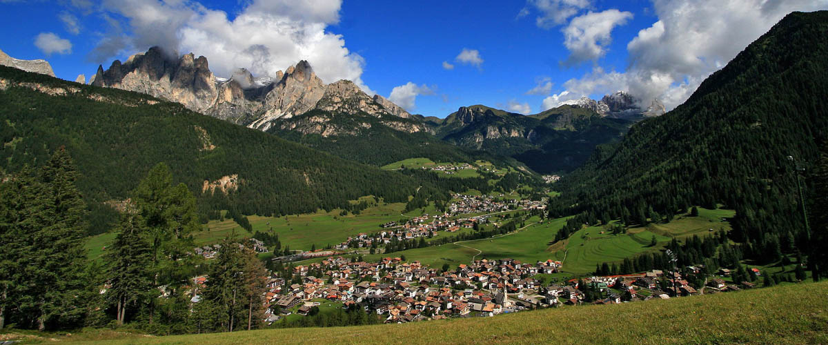 Pozza di Fassa - Dolomiti Booking